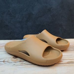 CROCS | Shoes | Crocs Mellow Slide | Poshmark